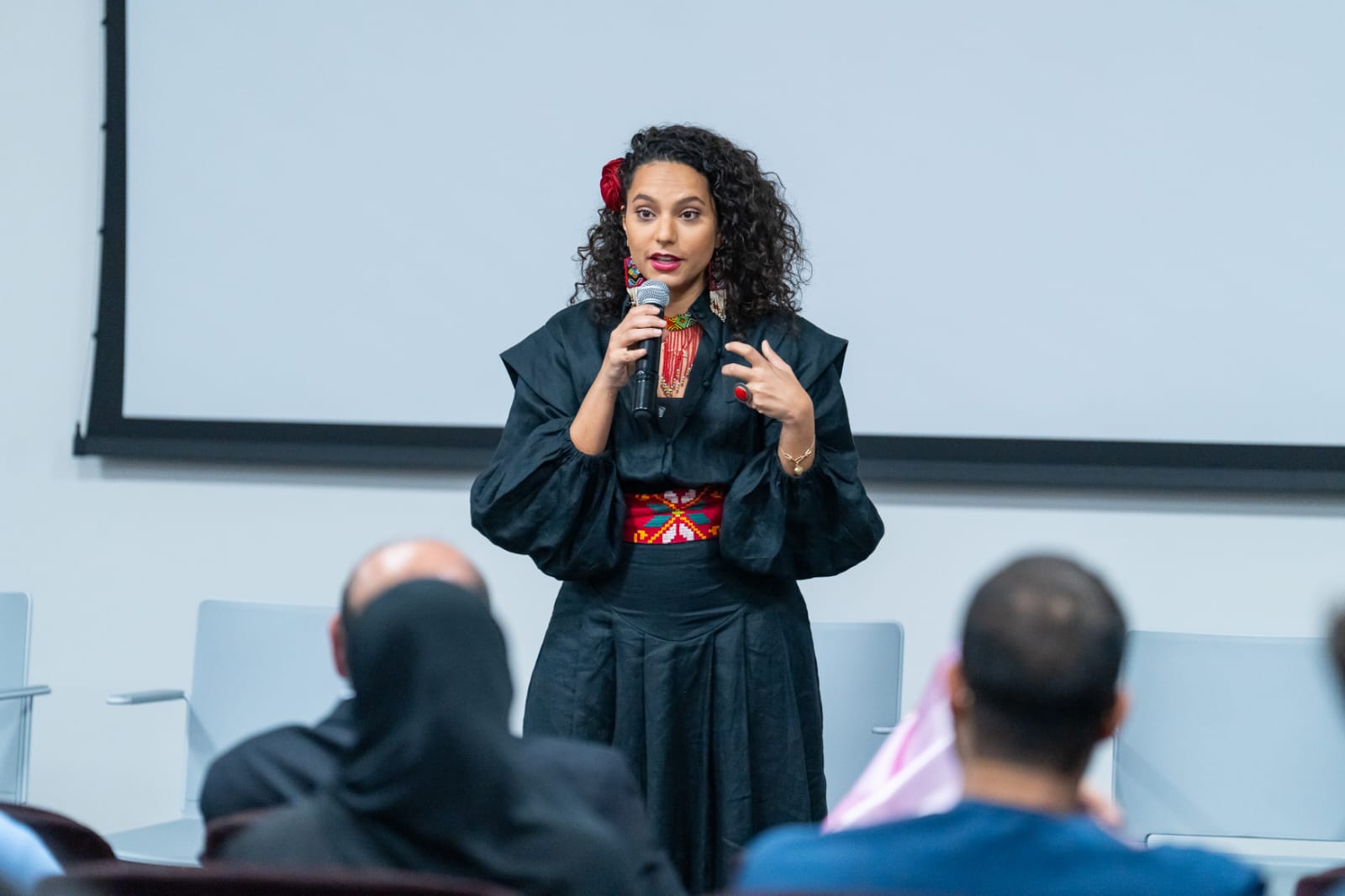 AUS hosts seminar in collaboration with Anasy Media on youth, media and ...