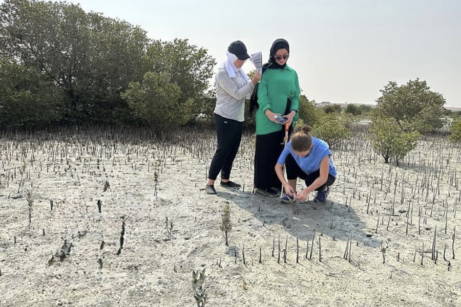 American University of Sharjah signs Nature Positive Pledge, offering ...