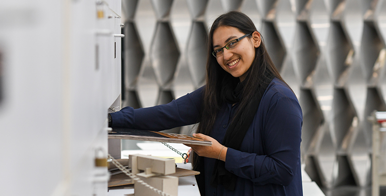 AUS freshman: “Visiting the AUS booth at Najah was a turning point ...